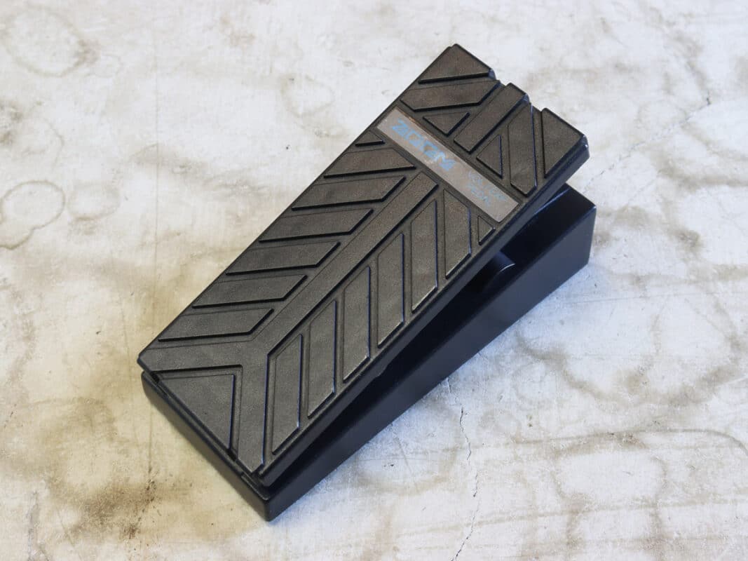 【中古】ZOOM FP01 ボリュームペダル エクスプレッション - 神奈川県の中古楽器店 パプリカミュージックストア