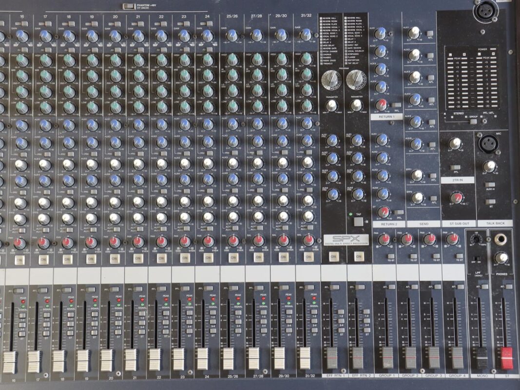 【中古・難あり】YAMAHA MG32/14FX 32ch アナログミキサー - 神奈川県の中古楽器店 パプリカミュージックストア