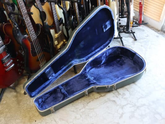 【中古】Martin Blue Case ドレッドノートサイズ ハードケース 1970年代【デジマート掲載中】 - 神奈川県の中古楽器店 ...
